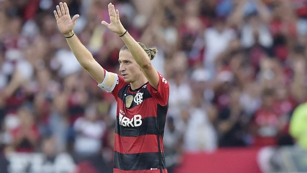 O que Filipe Luís pensa sobre a chegada de Alex Sandro do Flamengo O que Filipe Luís pensa sobre a chegada de Alex Sandro do Flamengo